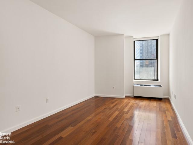 1 Wall Street Court 1003
