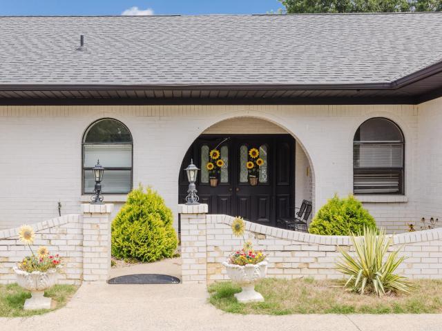 1 Warbler Drive
