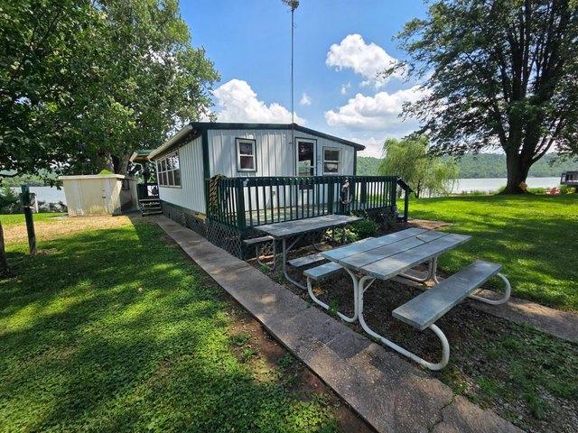 1 Water St, Patriot, IN 47038
