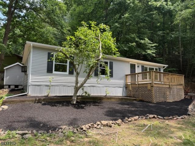 1 Watergate Dr
