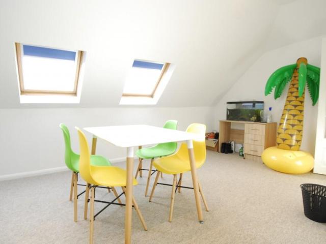 1 Wellington Street 4 bed house share to rent £2,427 pcm £560 pw