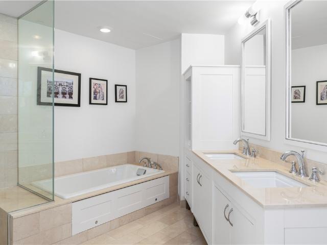 1 West Exchange Street 2205