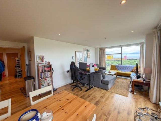 1 Western Harbour View, 18 Leith, Edinburgh, EH6 6PB