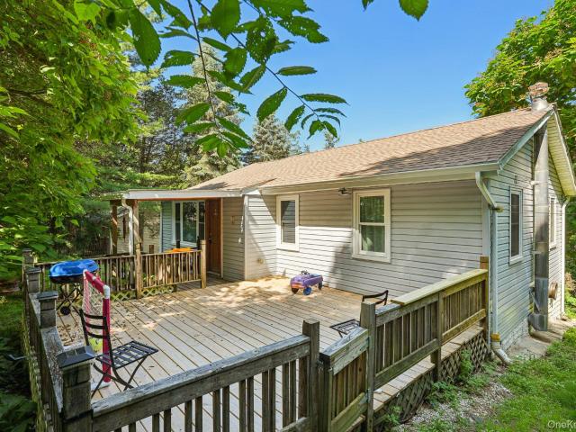 1 Whippoorwill Trail