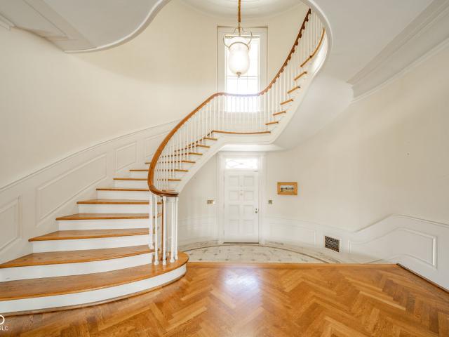 1 Whitehall Place
