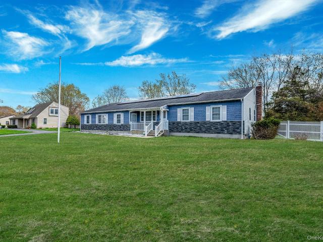 1 Whitman Dr, Medford, NY 11763 | MLS #988224 | Compass