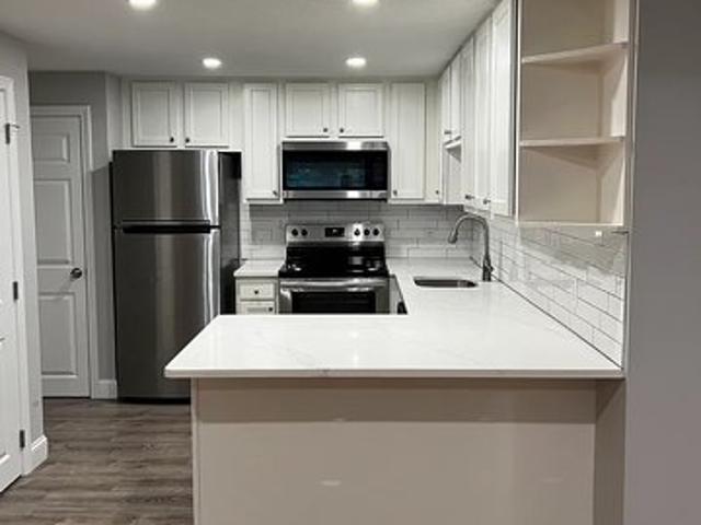1 Whitney Cir, Auburn, MA 01501