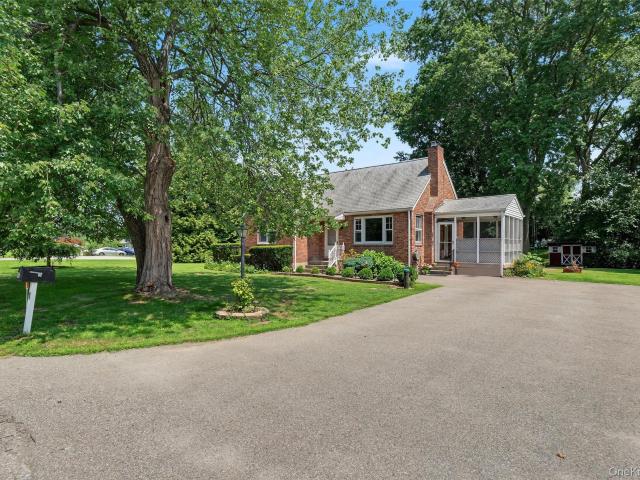 1 Woodland Road