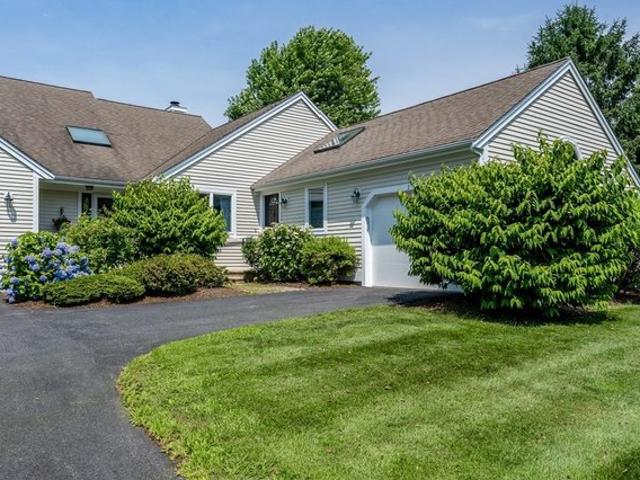 1 Woods Edge Ln Unit 191, Mashpee, MA 02649