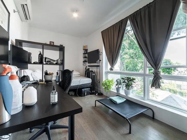 1 Year Lease Flatbush Roommate Wanted