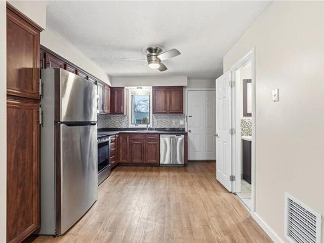 1 Zambarano Ave Apt F, North Providence, RI 02911