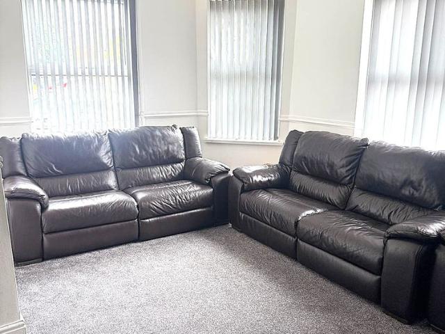£1,075 PCM, Spacious Two Bedroom Ground Floor Flat With Garden In Homesdale Street, Grangetown, Cardiff, CF11 7HE