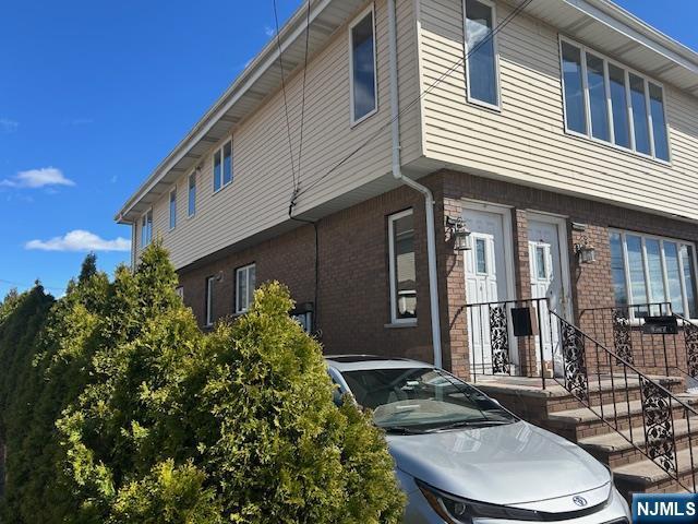 1 09 27th Street
