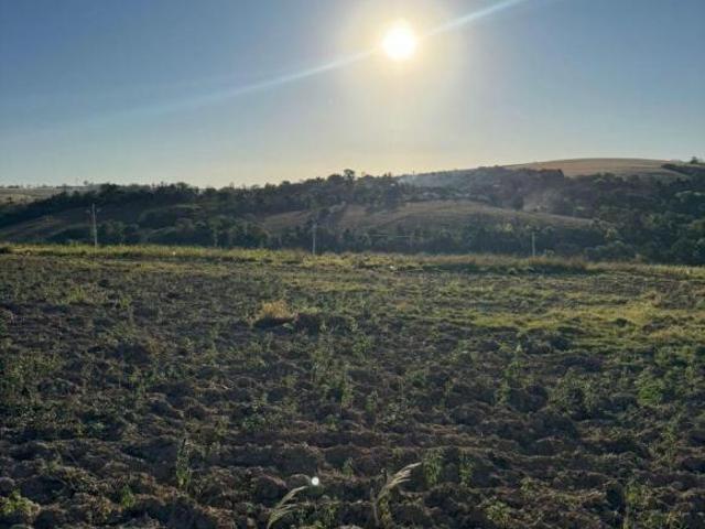 1.000 m² em Araçoiaba da Serra — espaço e tranquilidade