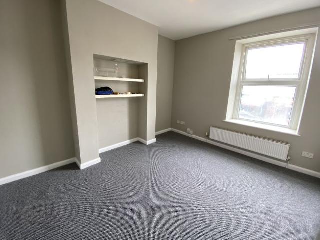 £1,150 PCM, Two Bedroom First Floor Flat in Penarth Road, Grangetown, Cardiff, CF11 6FR