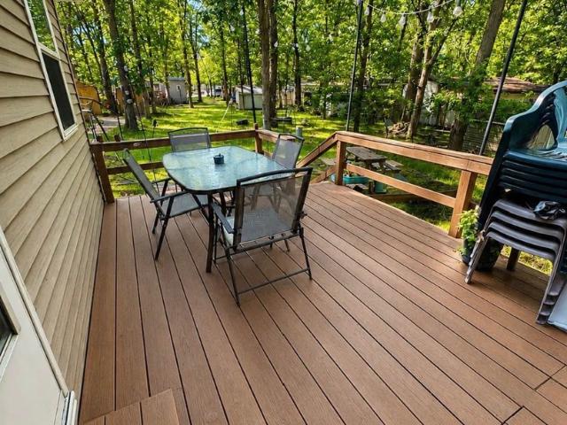 1 109 Woodhaven Lakes