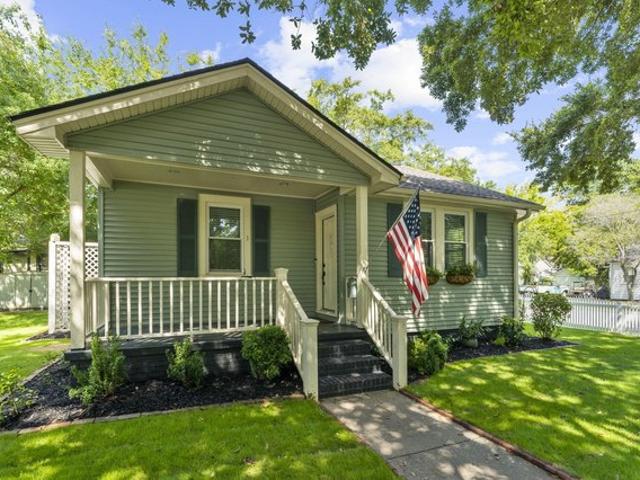 1 10th Ave, Charleston, SC 29403