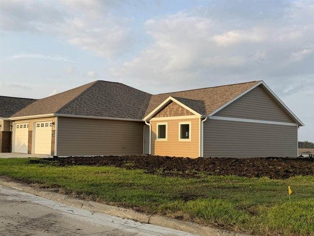 1 1124 Canterbury St, Cresco, IA 52136