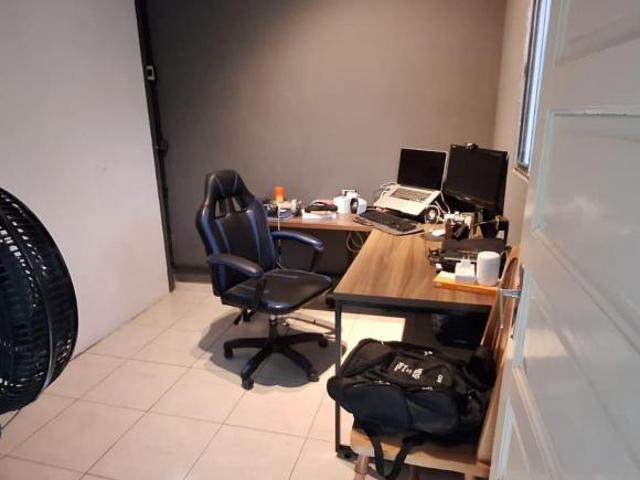 1 1 9 9 9 3 7 0 6 0 9 Casa térrea a venda no Butantã de frente pra USP