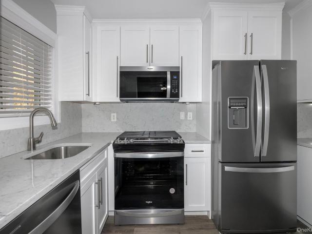 1 1A Dark Hollow Road 1 1A