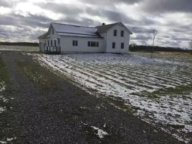$1,250 3 Bedroom 1 Bathroom House In La Fargeville 22760 St.