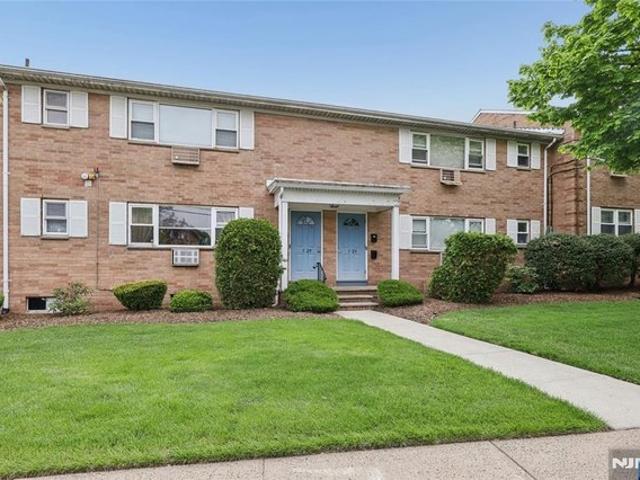1 29 Virginia Dr Unit 129B, Fair Lawn, NJ 07410