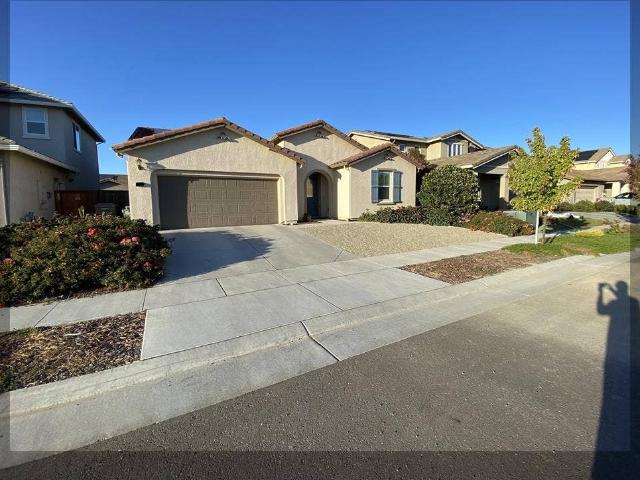 $1150/$1300 2 Rooms in 3 BR House