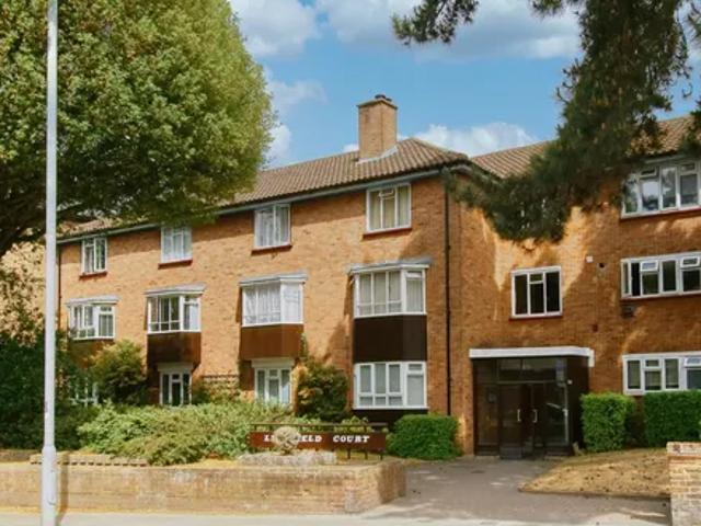 1 23 Lichfield Court, Claremont Road, London, KT6 4RN, United Kingdom | 2 bed apartment for rent #167851385 | Rentberry