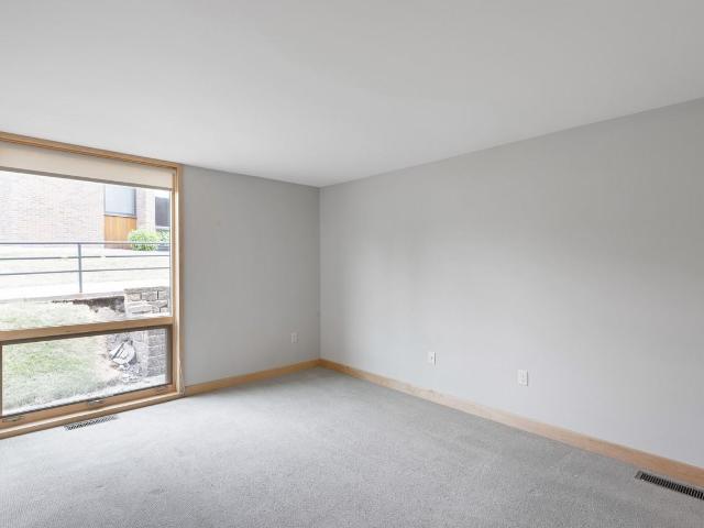 1, 2 & 3 Bedrooms Available, near U of M! Beautiful remodeled Apartments! Lauderdale 3 Bedroom Apartment for Rent at 1570 Eustis St, Roseville, MN 55108 Roseville