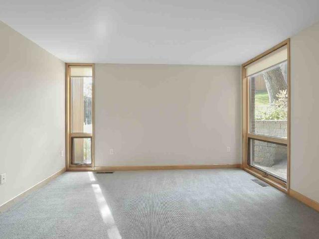 1, 2 & 3 Bedrooms Available, near U of M! Beautiful remodeled Apartments! Lauderdale 3 Bedroom Apartment for Rent at 1570 Eustis St, Roseville, MN 55108 Roseville