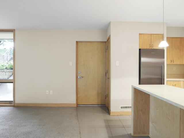1, 2 & 3 Bedrooms Available, near U of M! Beautiful remodeled Apartments! Lauderdale 2 Bedroom Apartment for Rent at 1570 Eustis St, Roseville, MN 55108 Roseville