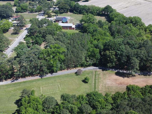 1 & 2 Cemetery Drive