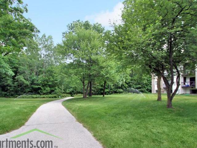 1 & 2 Bedroom Spacious Apartments