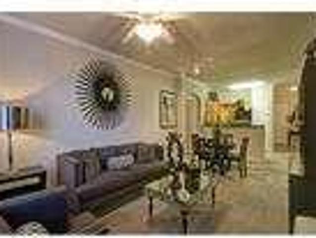 $1,350/mo, Apartment, 1 bathroom convenient location. Pet OK!