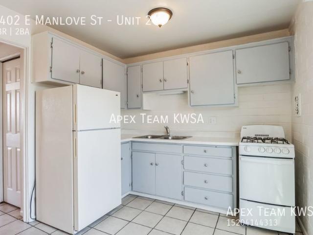 $1,195 Lovely 3 Bed | 1.5 bath Townhouse Available in May!