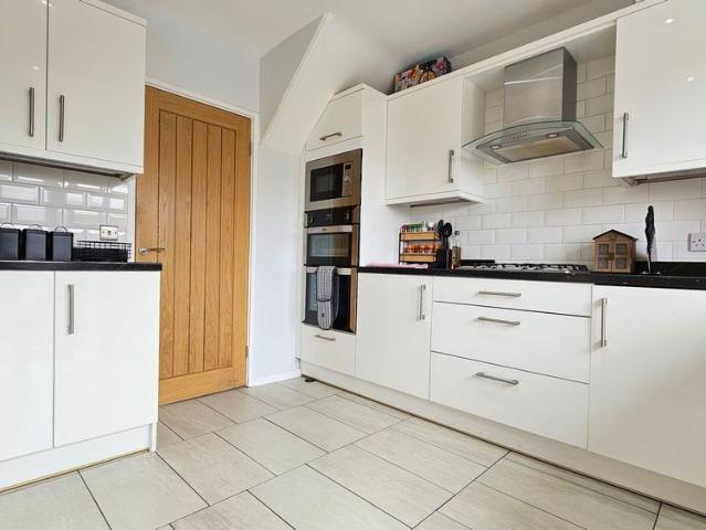 £1,300 PM · Sandbrook Lane, Wirral, Merseyside