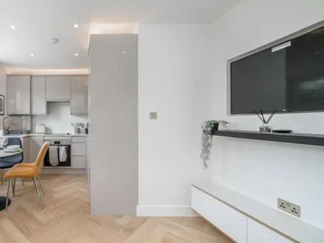 1 3 Grafton Road, Maitland Park, London, NW5 3DX, United Kingdom | 1 bed apartment for rent #139474552 | Rentberry