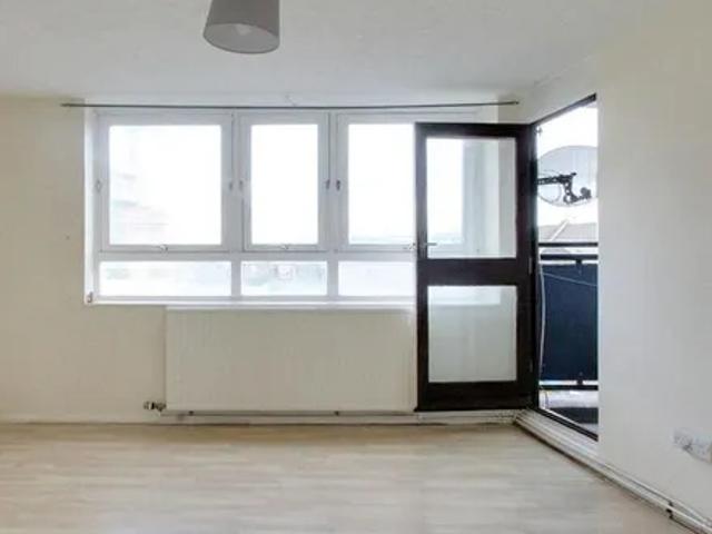 1 46 St Georges Court, London, E6 3RA, United Kingdom | 2 bed apartment for rent #138251713 | Rentberry