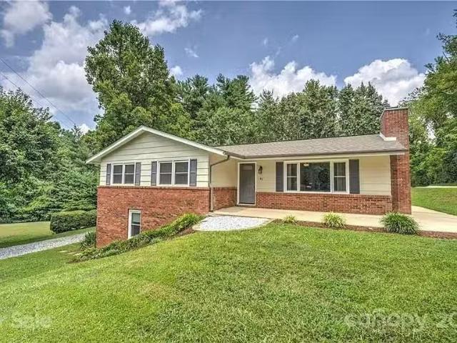 $1,495 1 Bedroom 1 Bathroom Apartment Fully Furnished! Supe.
