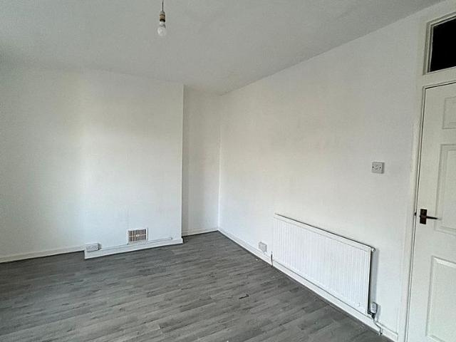£1,400 PCM, Newly Refurbished Three Bedroom House with Enclosed Garden in Ordell Street, Splott, Cardiff, CF24 2BB