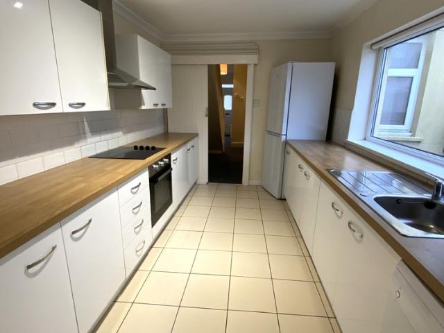 £1,400 PCM, Three Double Bedroom House with Enclosed Garden in Rolls Street, Riverside, Cardiff, CF11 6DU