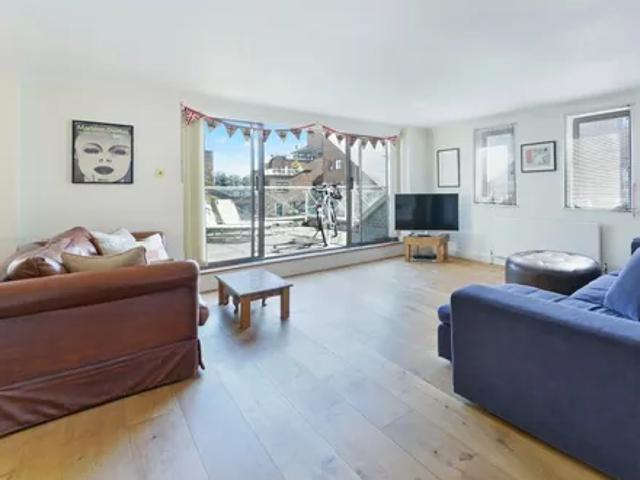 1 41 Cumberland Mills Square, Cubitt Town, London, E14 3BH, United Kingdom | 3 bed apartment for rent #168125022 | Rentberry