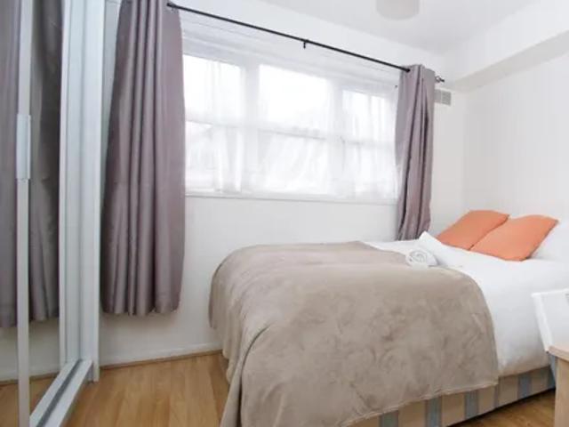 1 4 Curtis Drive, London, W3 6YG, United Kingdom | Room for rent #154591735 | Rentberry