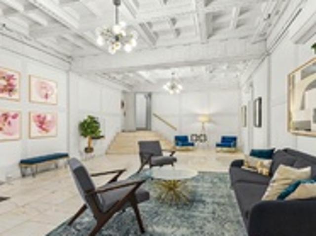 1 4brs available in doorman/elevator building just 3 blocks from campus!