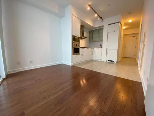 1.5 Br, 1 bath, Apartment 14 York Street
