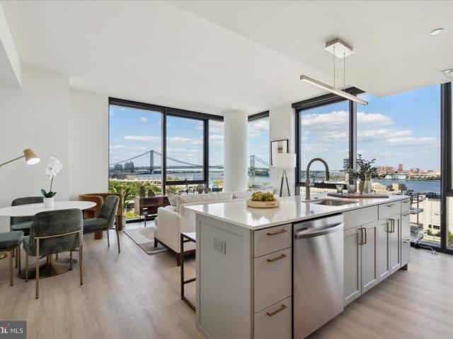 1 5 Dock St, Unit 510, Philadelphia, PA 19106 | MLS #PAPH2604 | Compass