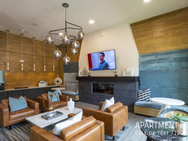 1.5 months free luxury apartment in Conroe