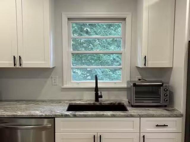 $1,600 2 Bedroom 1 Bathroom House In Mableton With Great Ame.