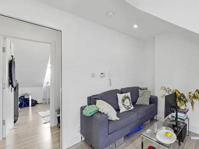1 6 Darren Close, London, N4 4EF, United Kingdom | 1 bed apartment for rent #140399907 | Rentberry