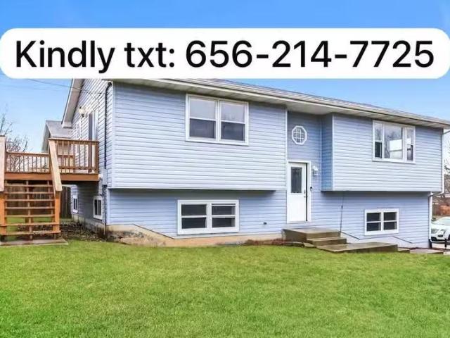 $1,799 3 Bedroom 2 Bathroom House In Round Lake Beach With G.